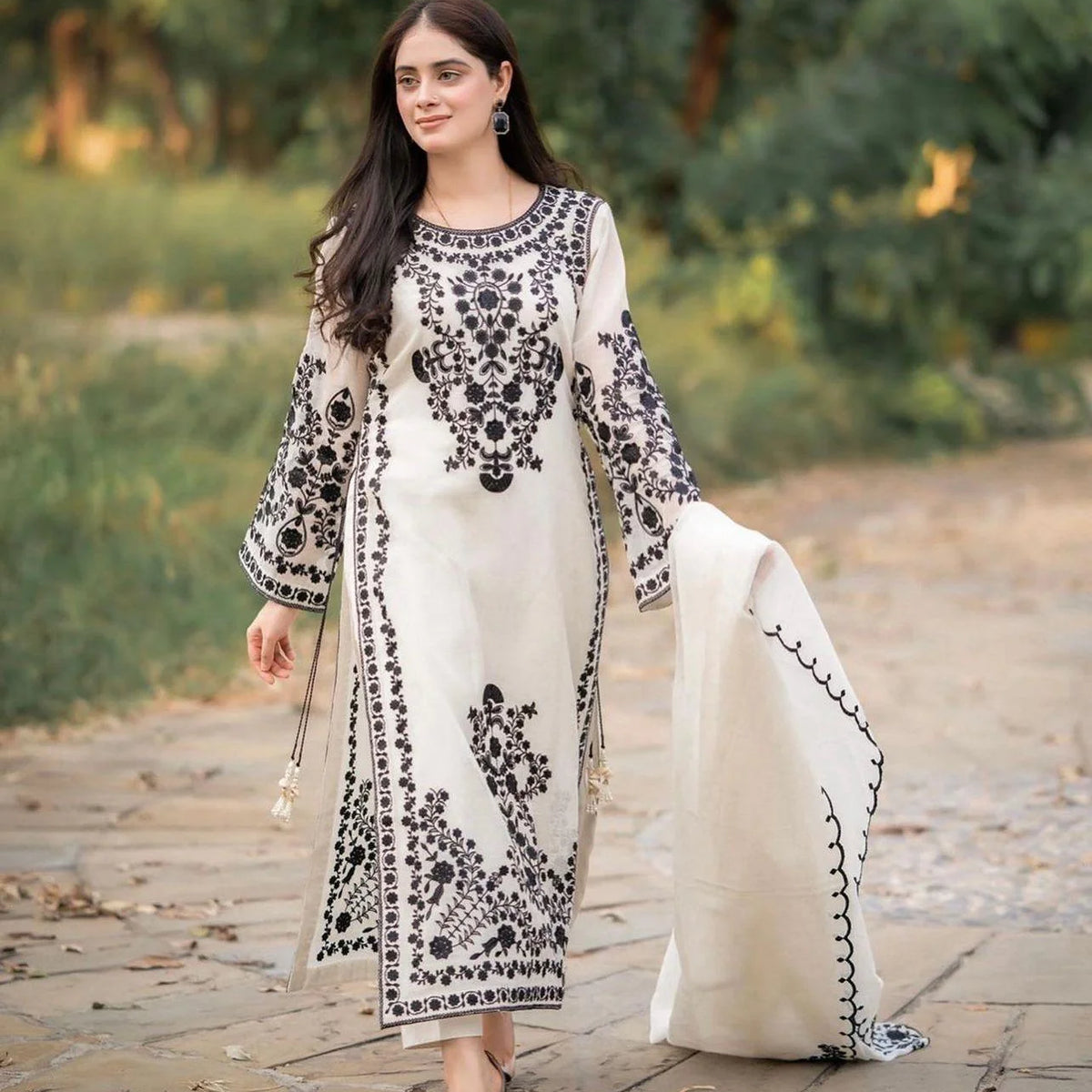 WHITE SNOW ORGANZA 3PCS – Noory Nazar